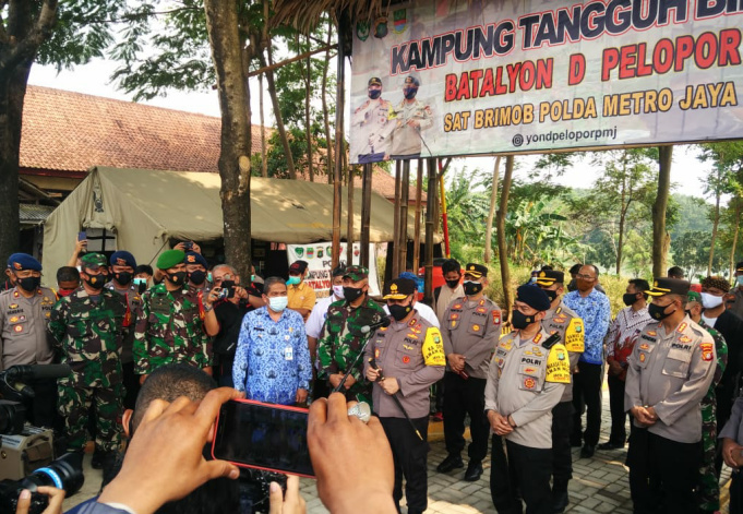 Kapolda Metro Jaya Resmikan Kampung Tangguh Di Desa Hegarmukti Kabupaten Bekasi – Pelita Rakyat