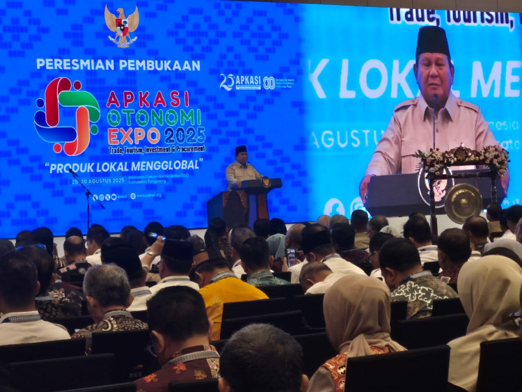 Wakil Bupati Lamtim Azwar Hadi : Apkasi Otonomi Expo 2025 Momentum ...